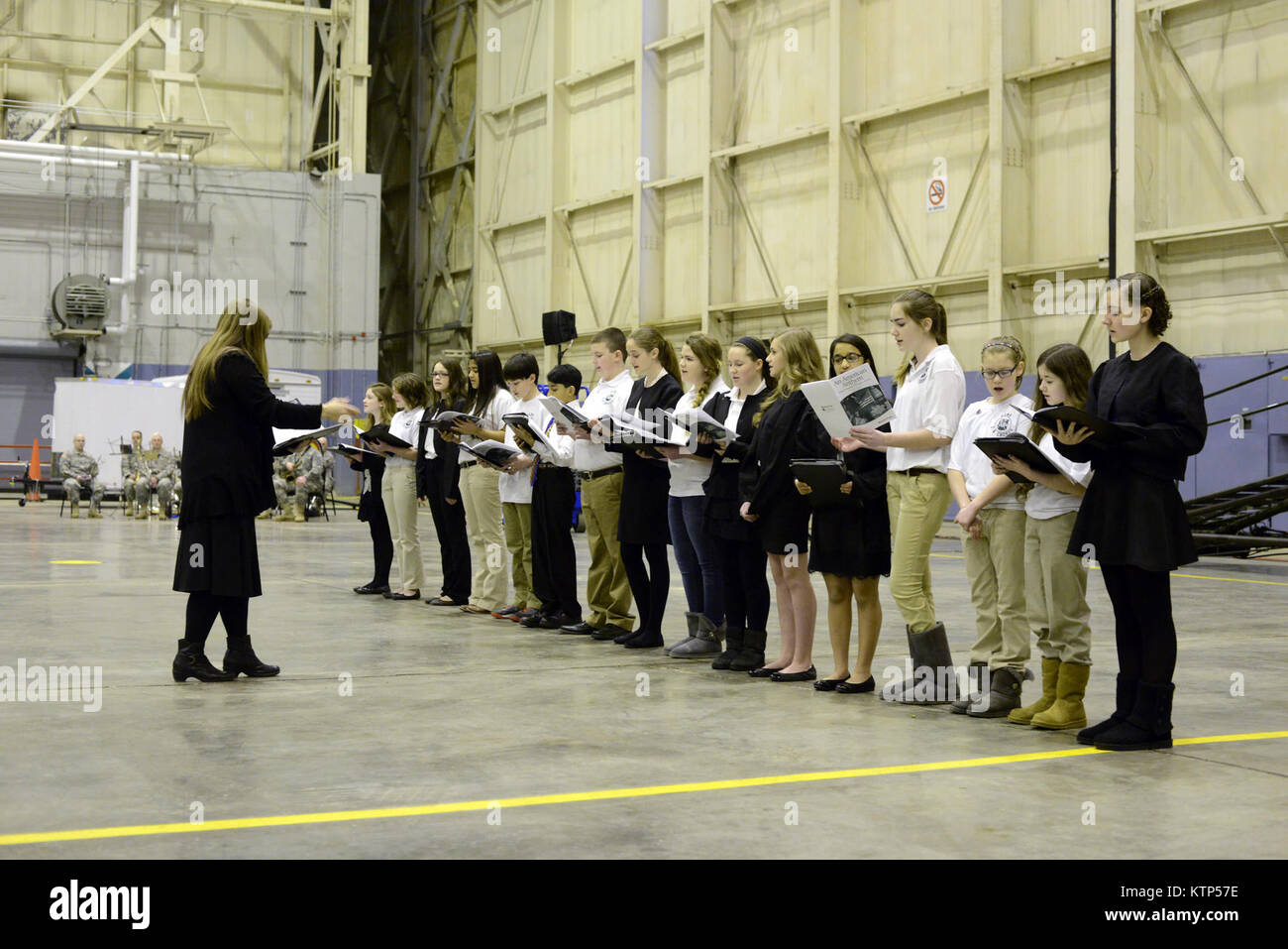 Students of Cornwall Central Middle School 7th and 8th grade choir ...