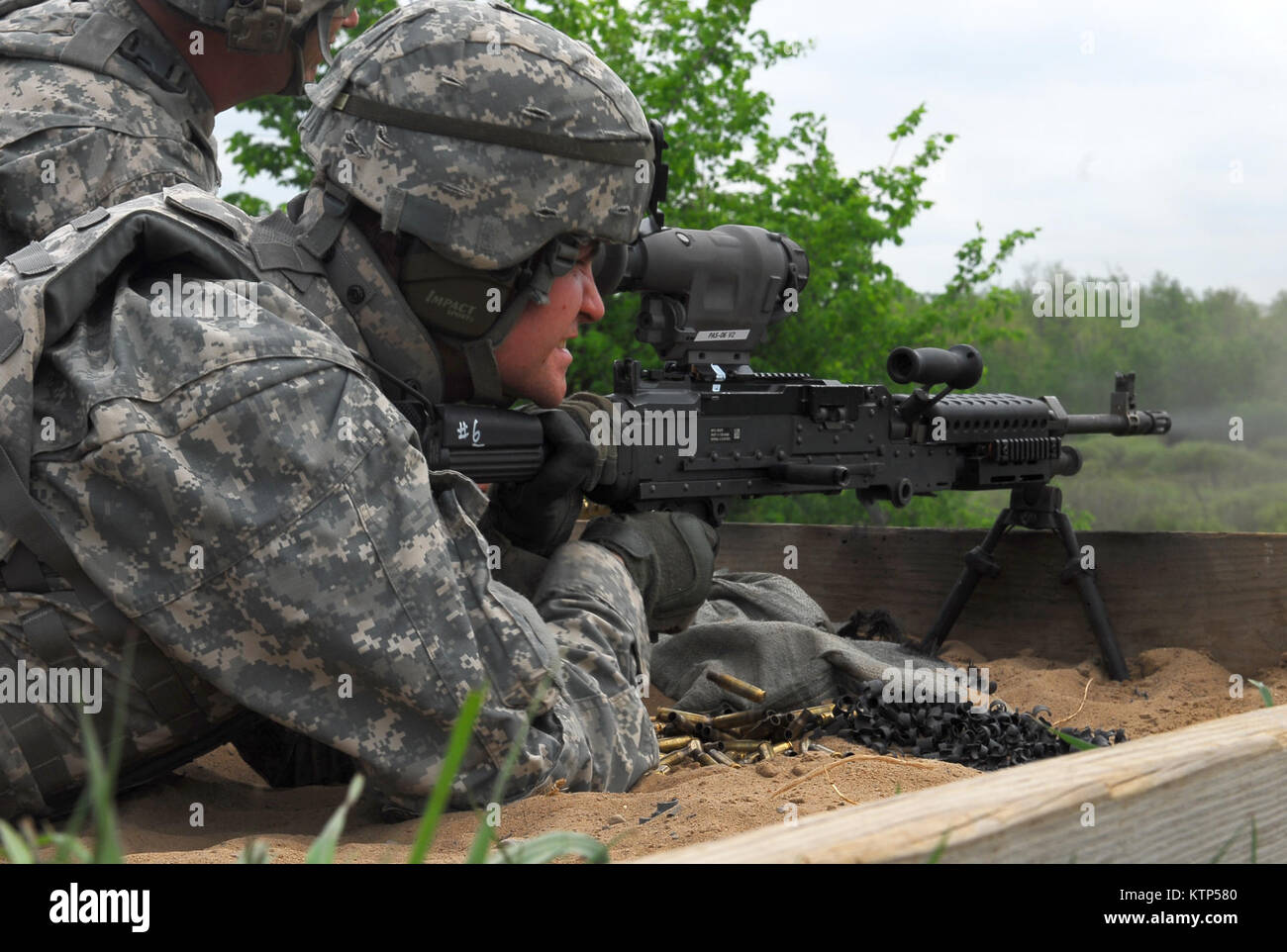 Soldiers from Alpha Company, 27th Brigade Special Troops Battalion ...