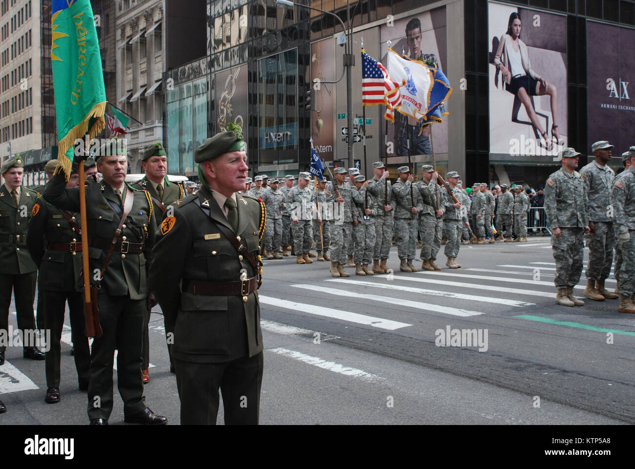 NEW YORK-- Soldiers of the New York Army National Guard's 1st Battalion ...