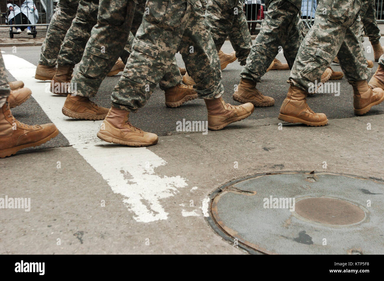 National guard parade Stock Photo - Alamy