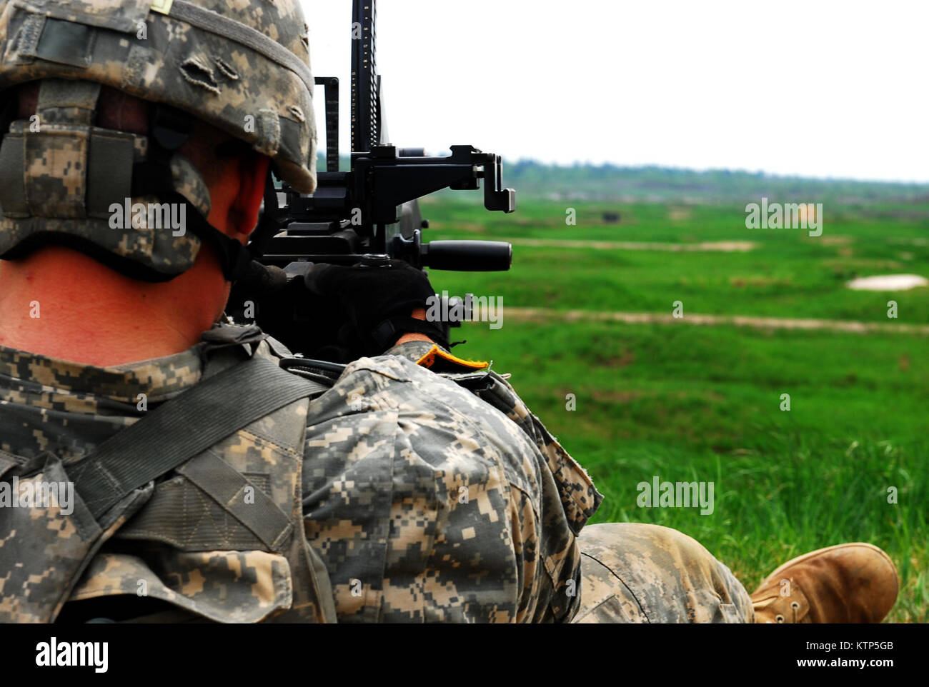Soldiers from Alpha Company, 27th Brigade Special Troops Battalion ...