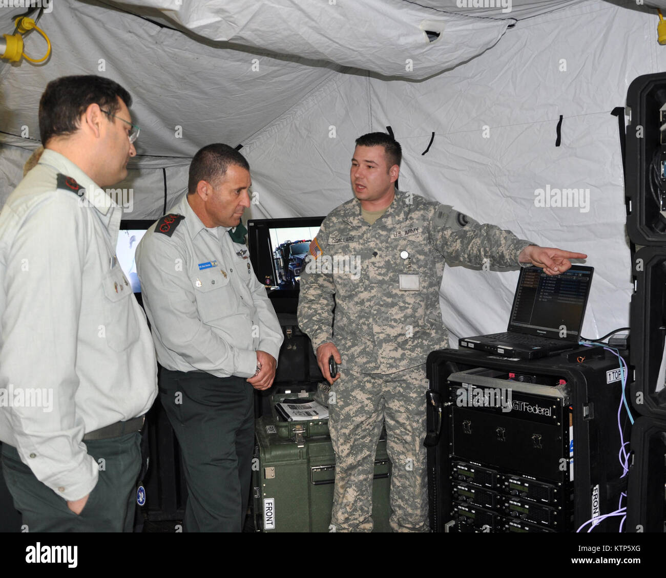 Israeli defense force home front command hi-res stock photography and ...