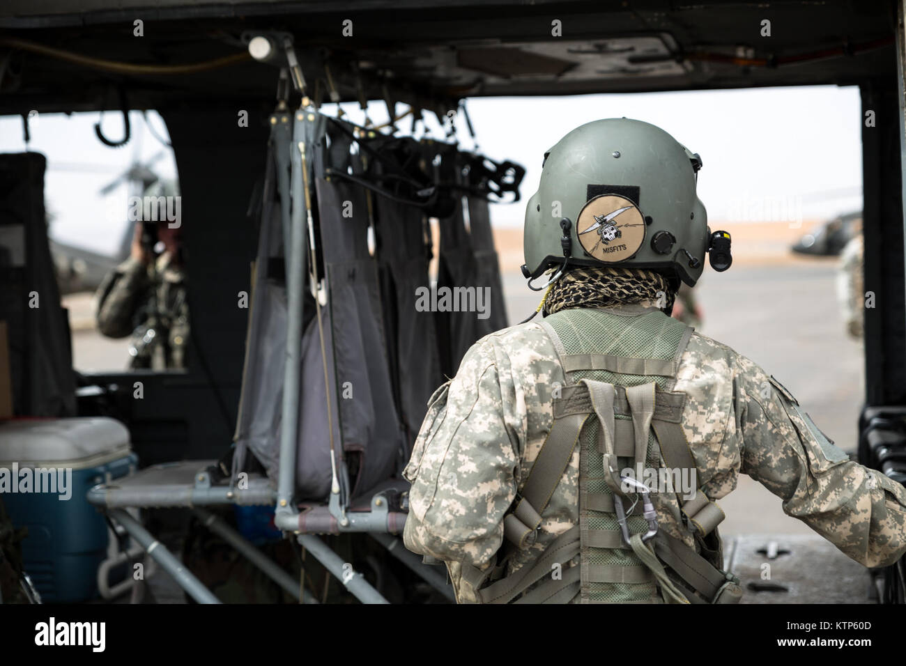 U.S. Army soldiers from the 42nd Combat Aviation Brigade (CAB) and ...