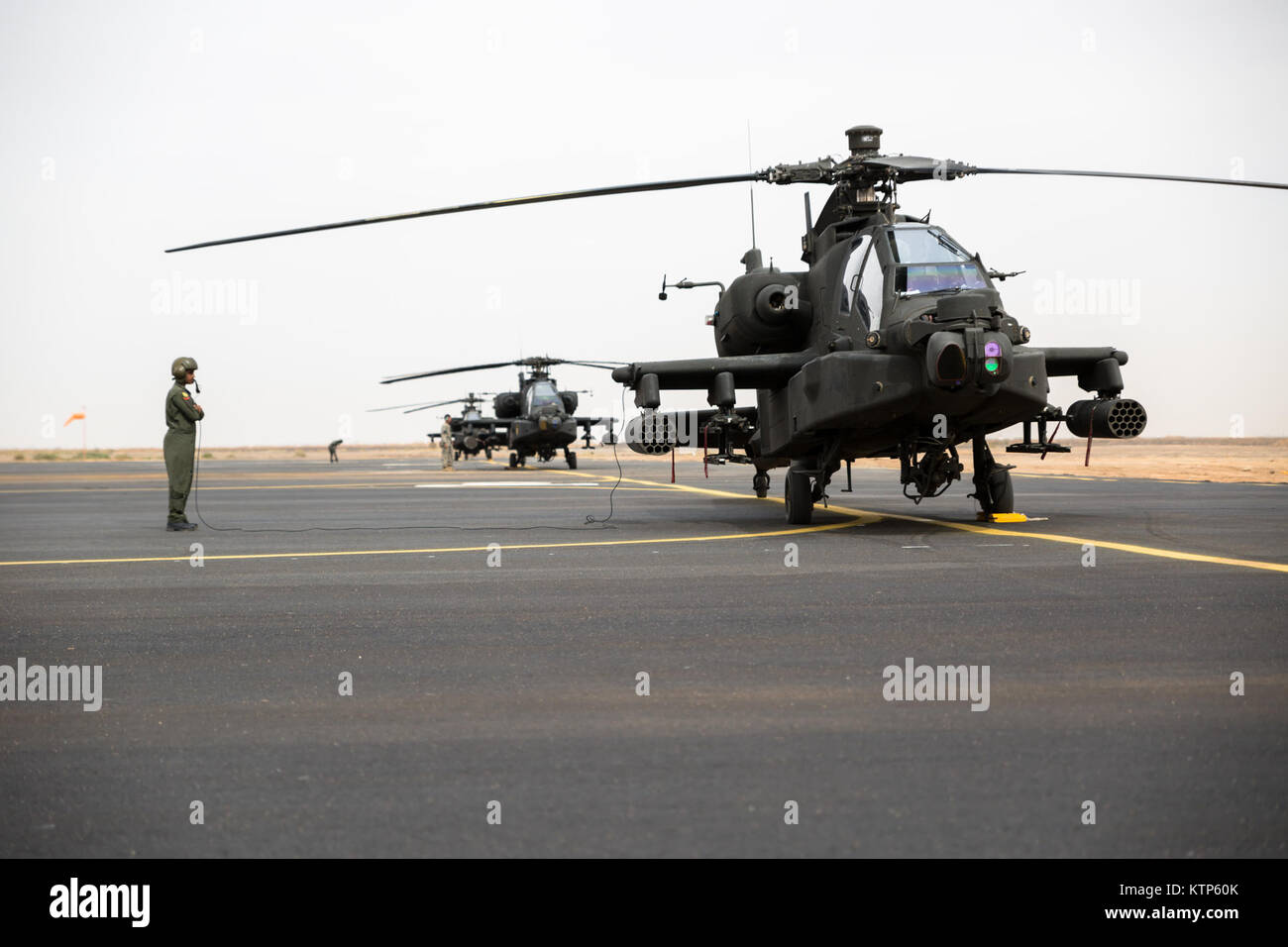 Royal Saudi Land Forces (RSLF) personnel from 1st Battalion, 3rd ...