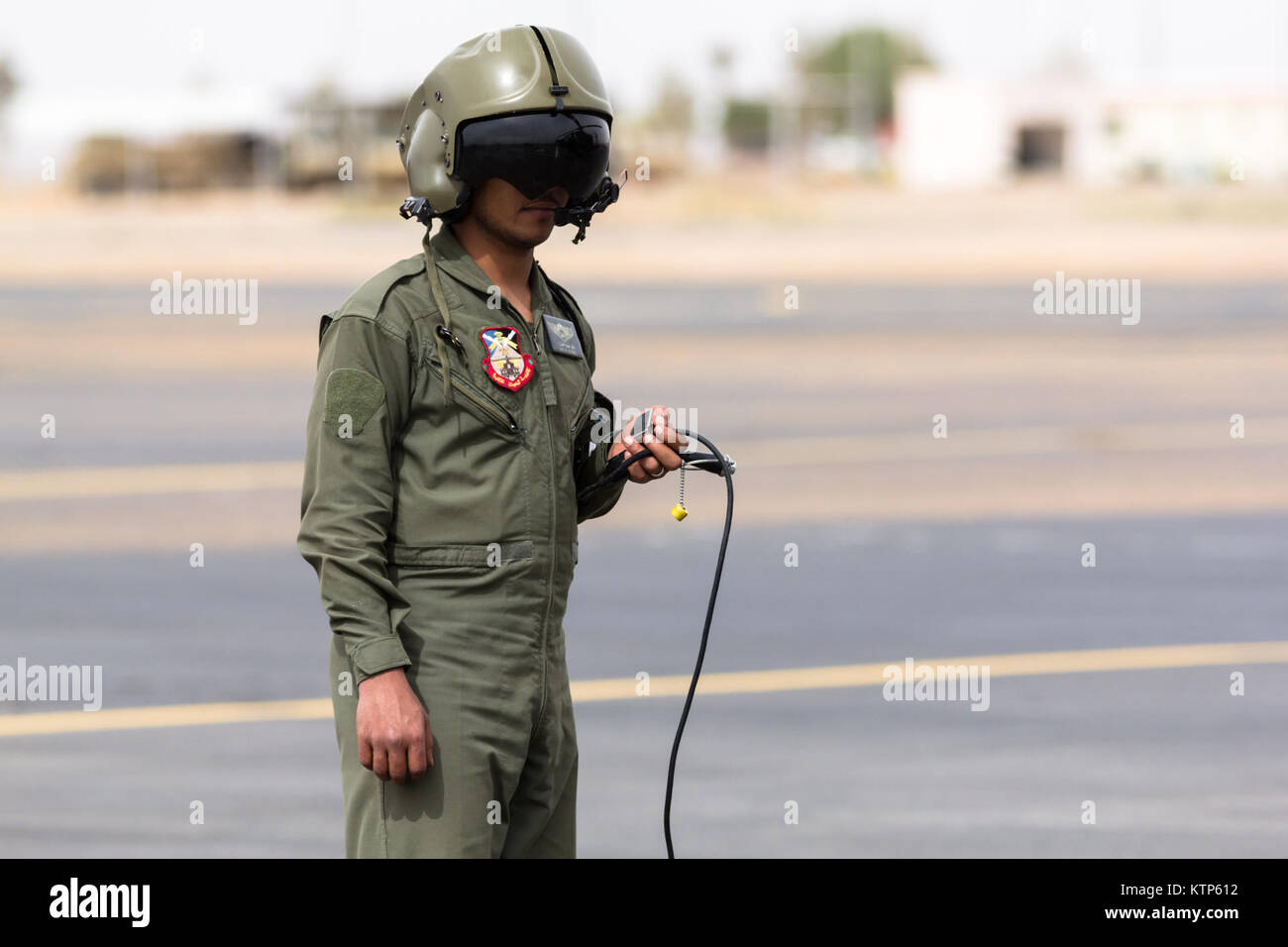 a Royal Saudi Land Forces (RSLF) crew chiefl from 1st Battalion, 3rd ...