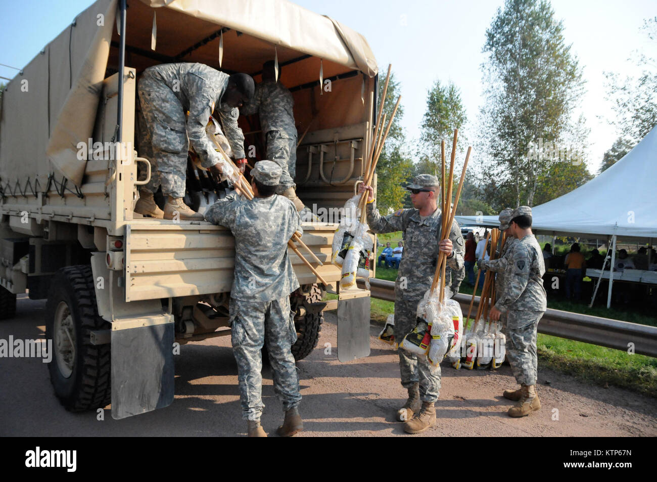 101st Expeditionary Signal Battalion High Resolution Stock Photography ...