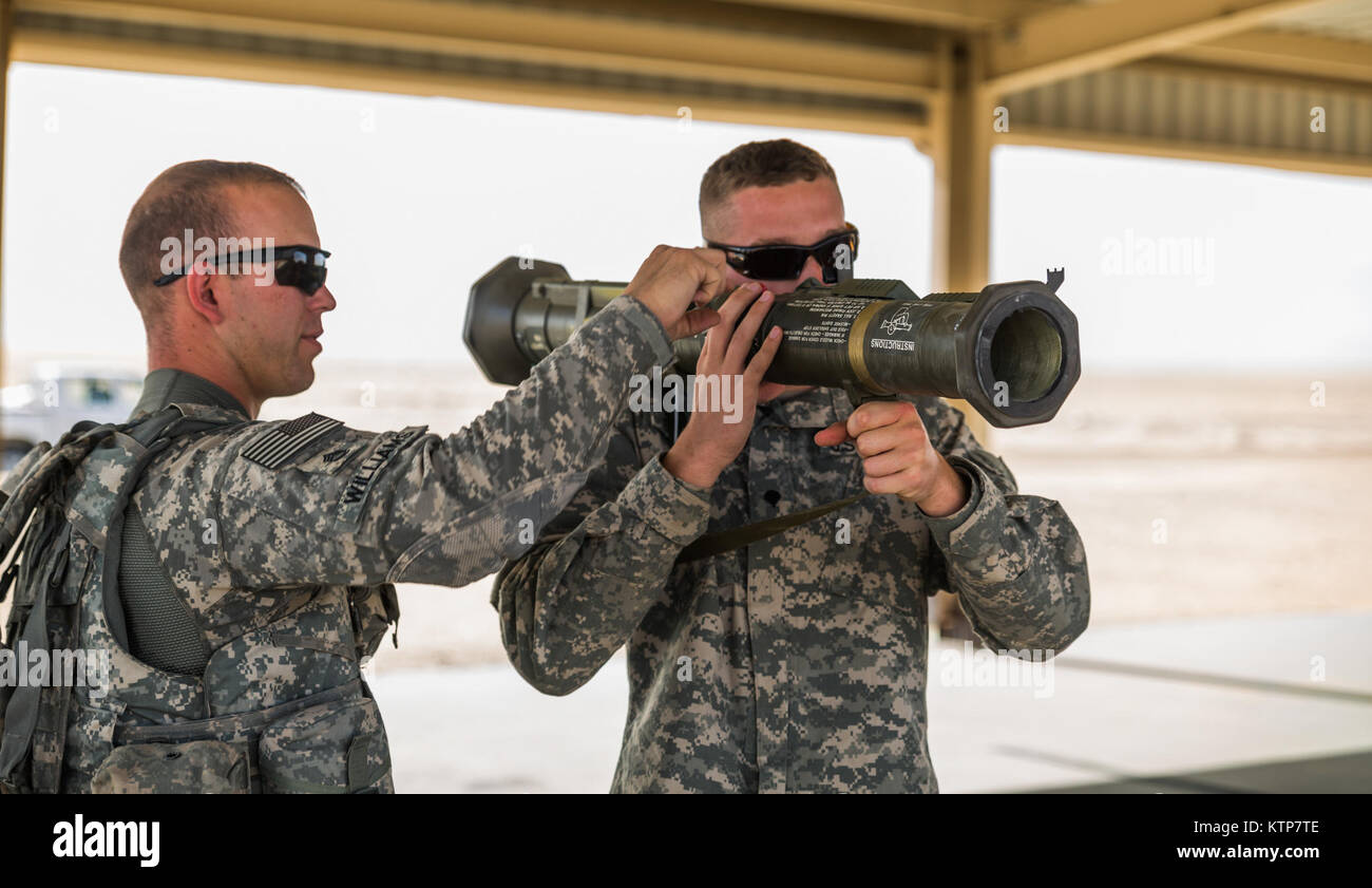 Soldiers from the 642nd Aviation Support Battalion (ASB), 42nd Combat ...