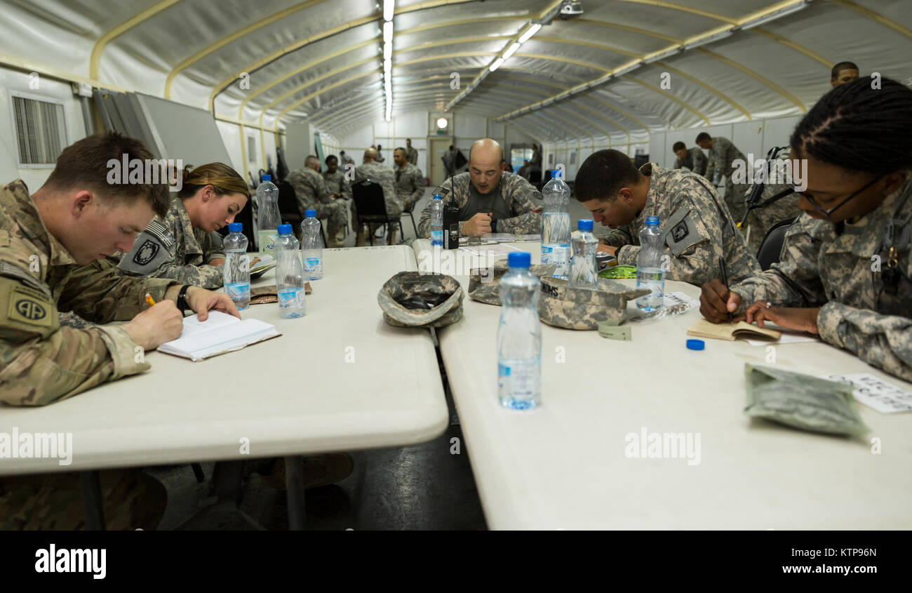 Soldiers from U.S. Army Central Command Warrior Leadership Course ...