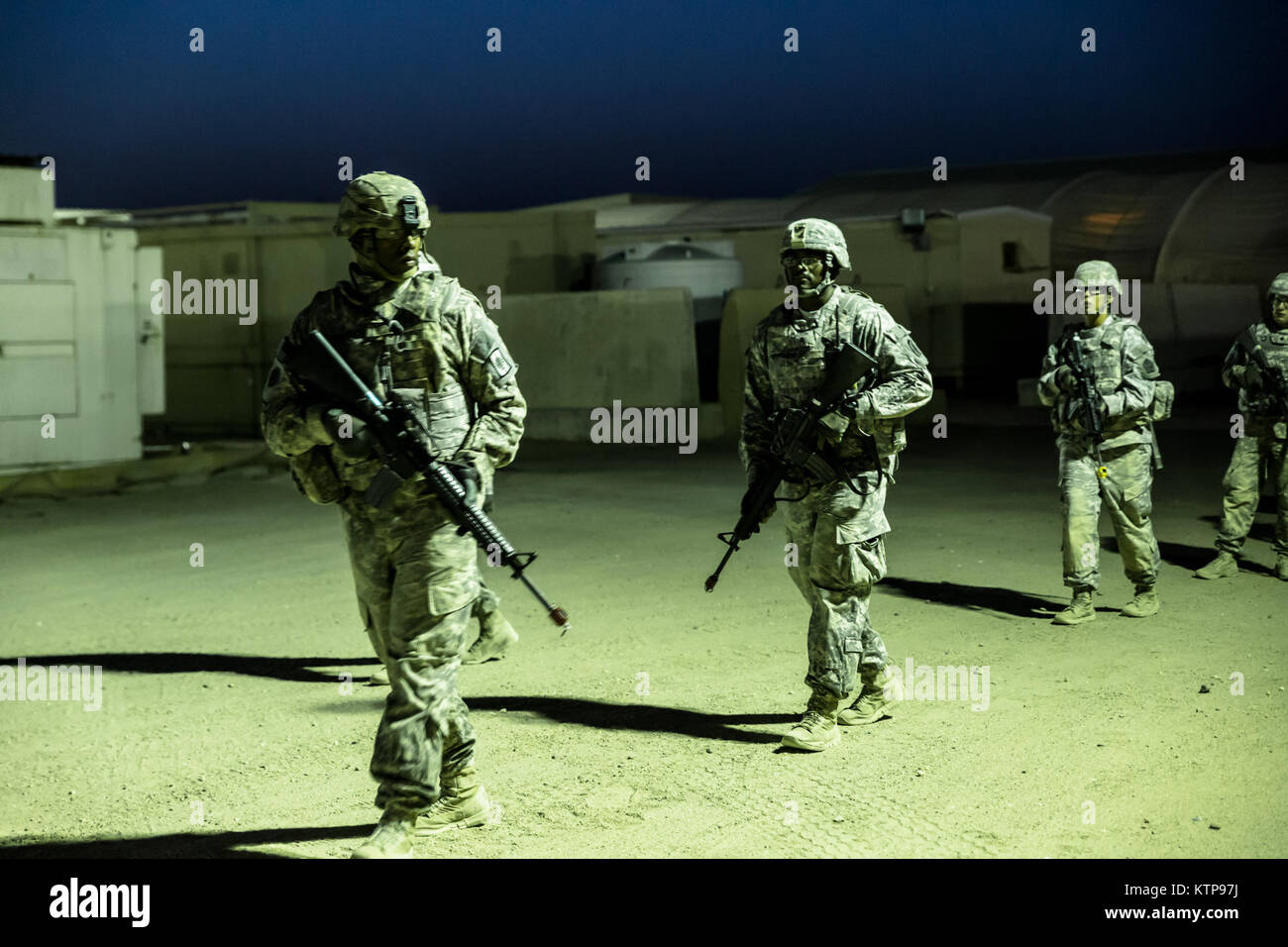 Soldiers from U.S. Army Central Command Warrior Leadership Course ...