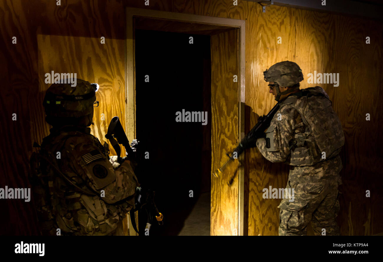 Soldiers from U.S. Army Central Command Warrior Leadership Course ...