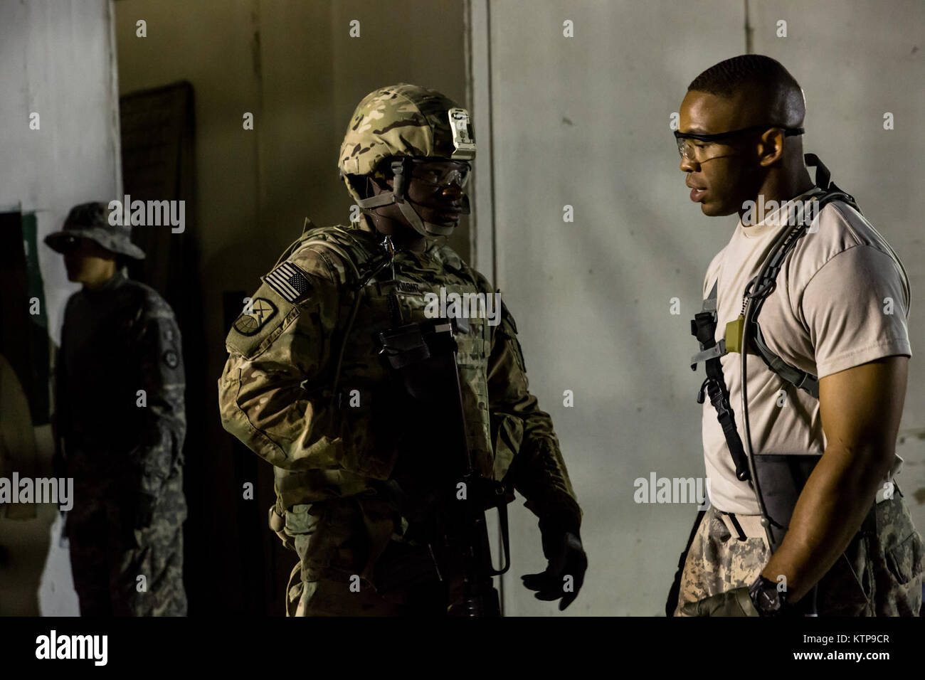 Soldiers from U.S. Army Central Command Warrior Leadership Course ...