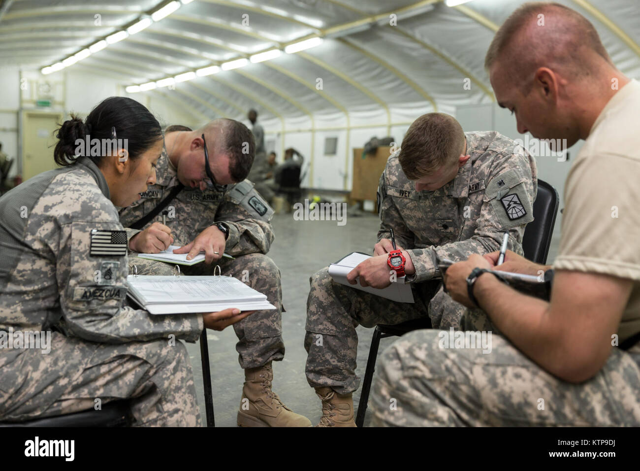 Soldiers from U.S. Army Central Command Warrior Leadership Course ...