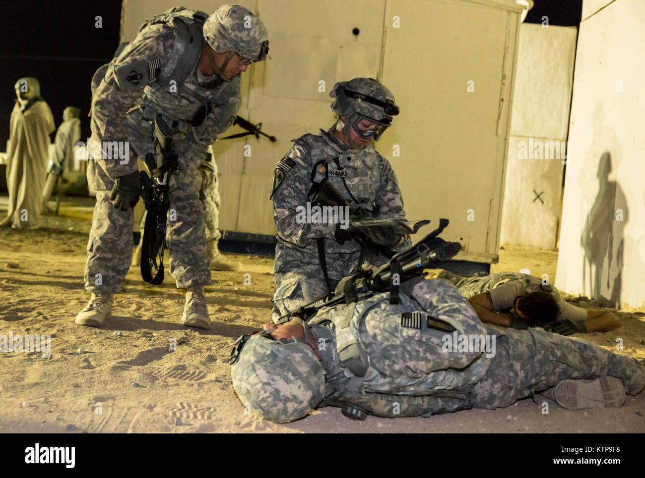 Soldiers from U.S. Army Central Command Warrior Leadership Course ...