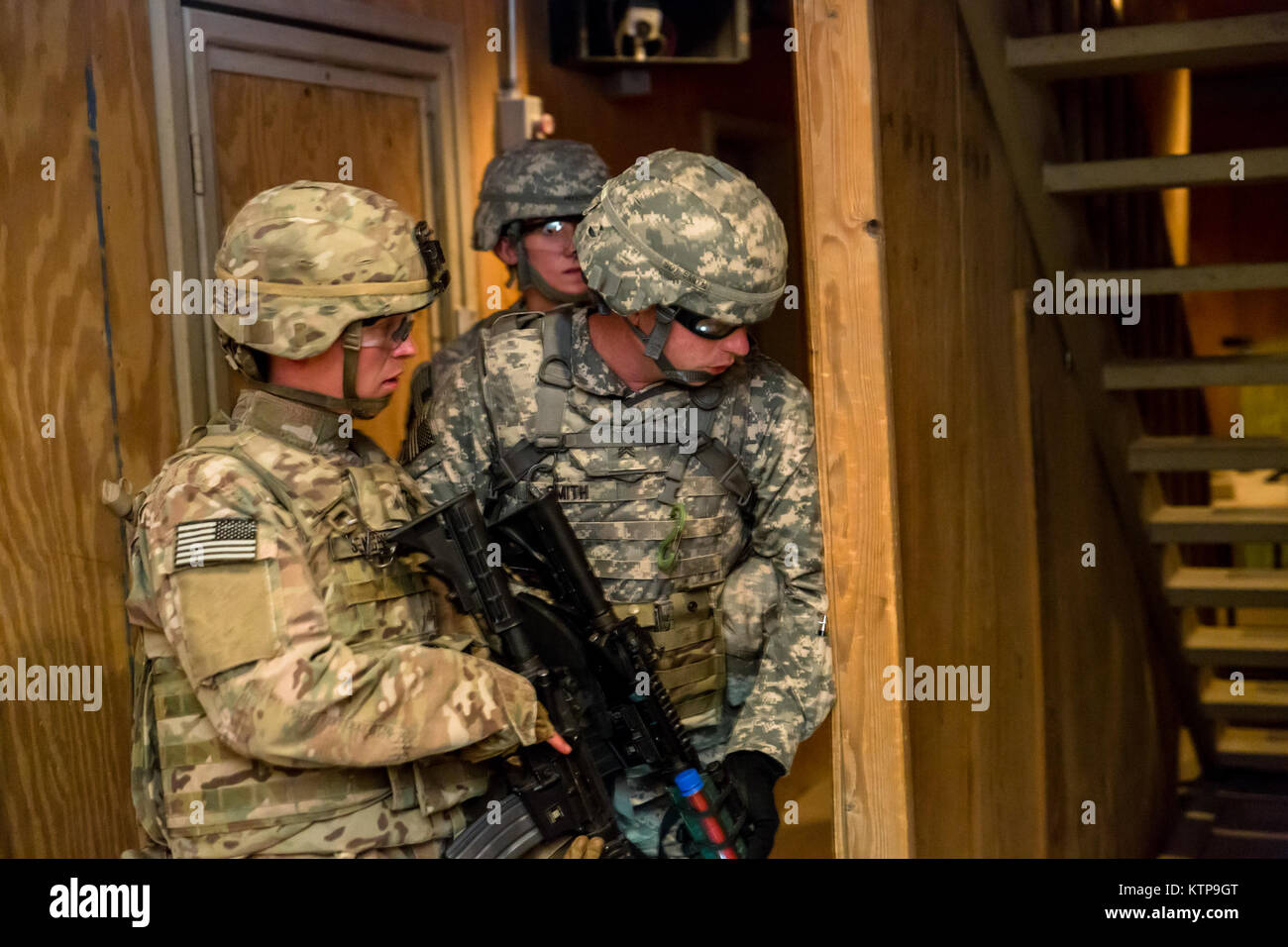 Soldiers from U.S. Army Central Command Warrior Leadership Course ...