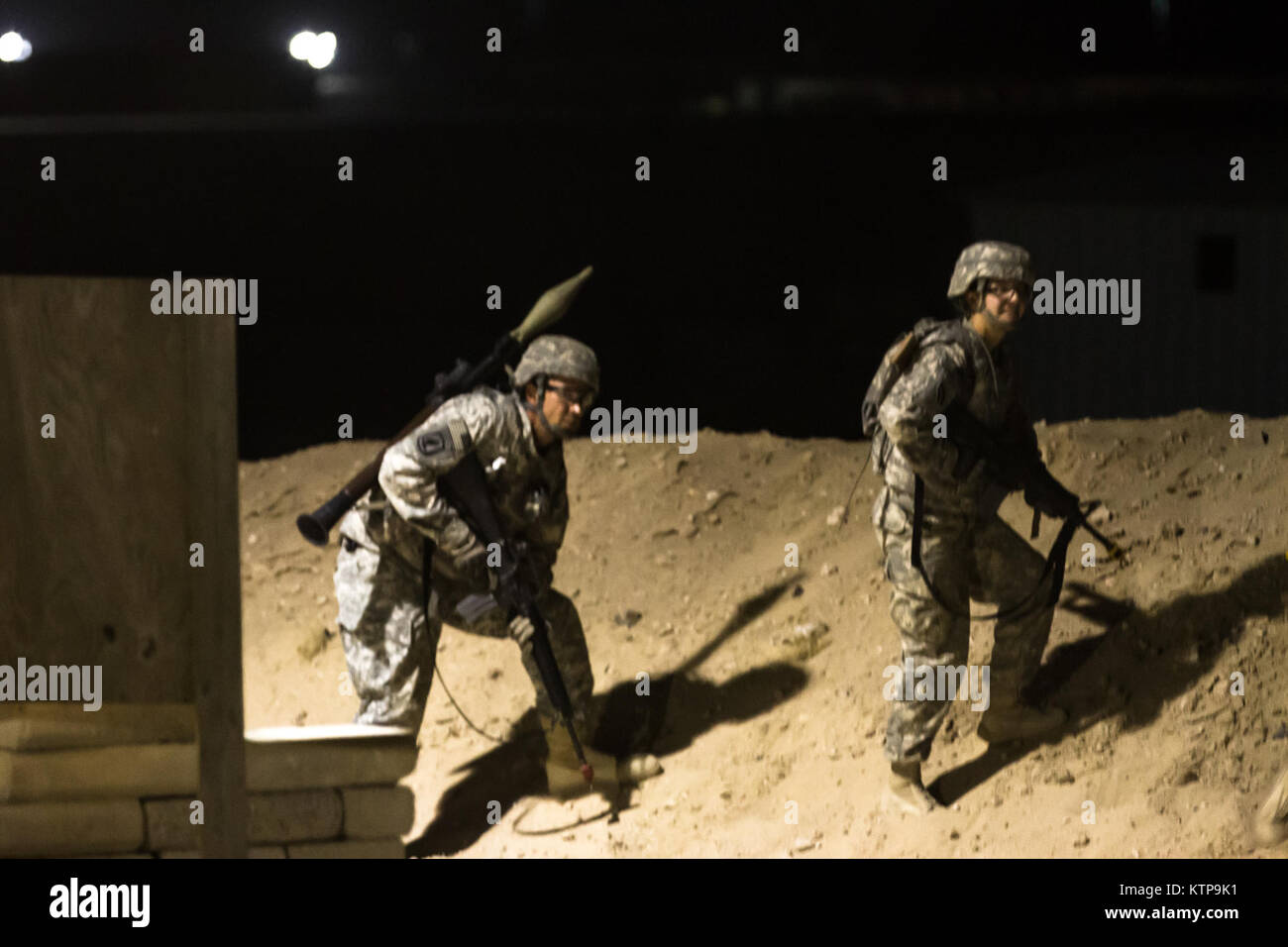 Soldiers from U.S. Army Central Command Warrior Leadership Course ...