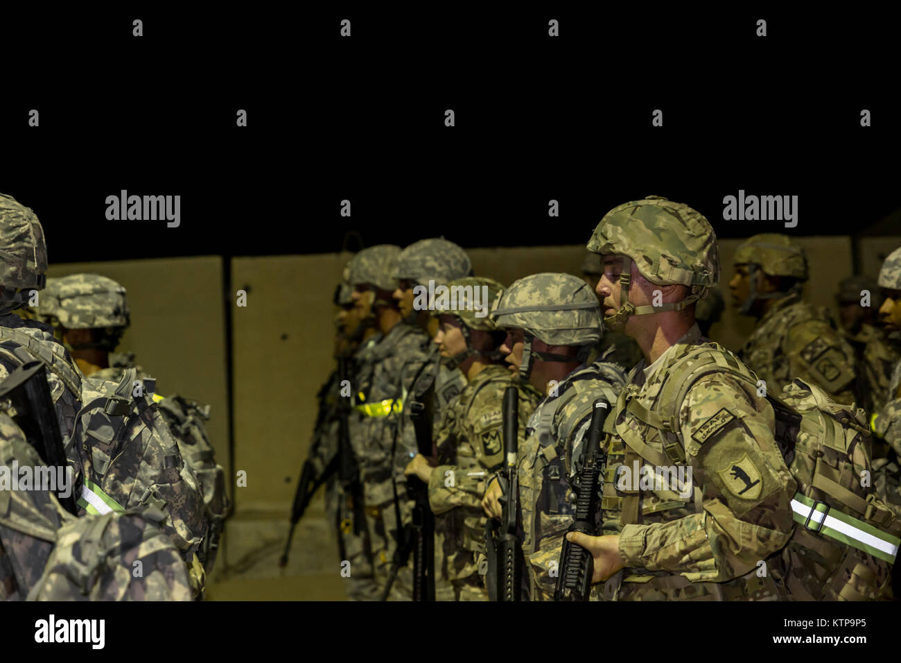 Soldiers from U.S. Army Central Command Warrior Leadership Course ...