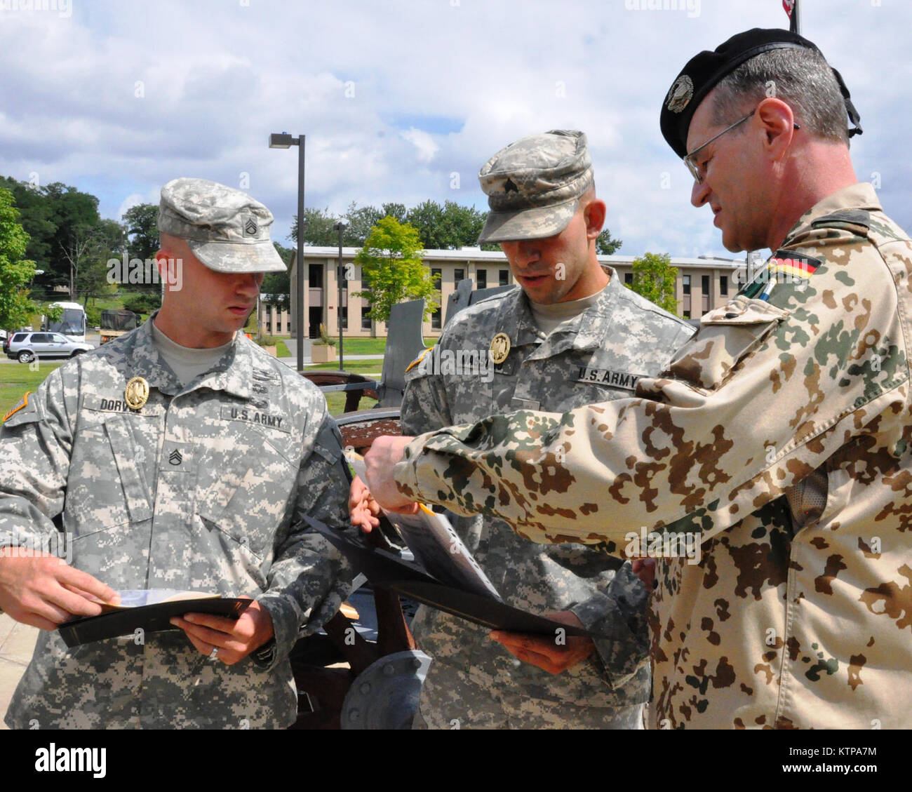 CAMP SMITH TRAINING SITE – Lt. Col. Rolf Metz, German Army Liaison ...