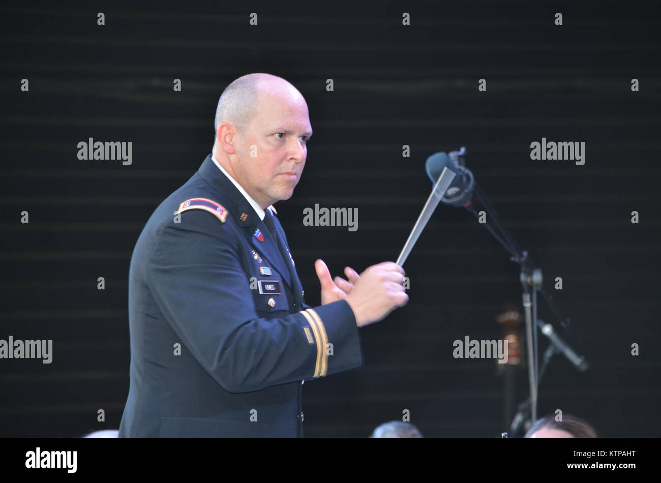 EAST MEADOW, N.Y. - The New York Army National Guard's 42nd Infantry ...