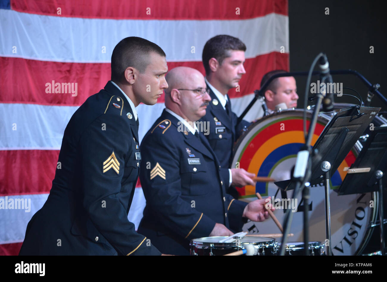 EAST MEADOW, N.Y. - The New York Army National Guard's 42nd Infantry ...