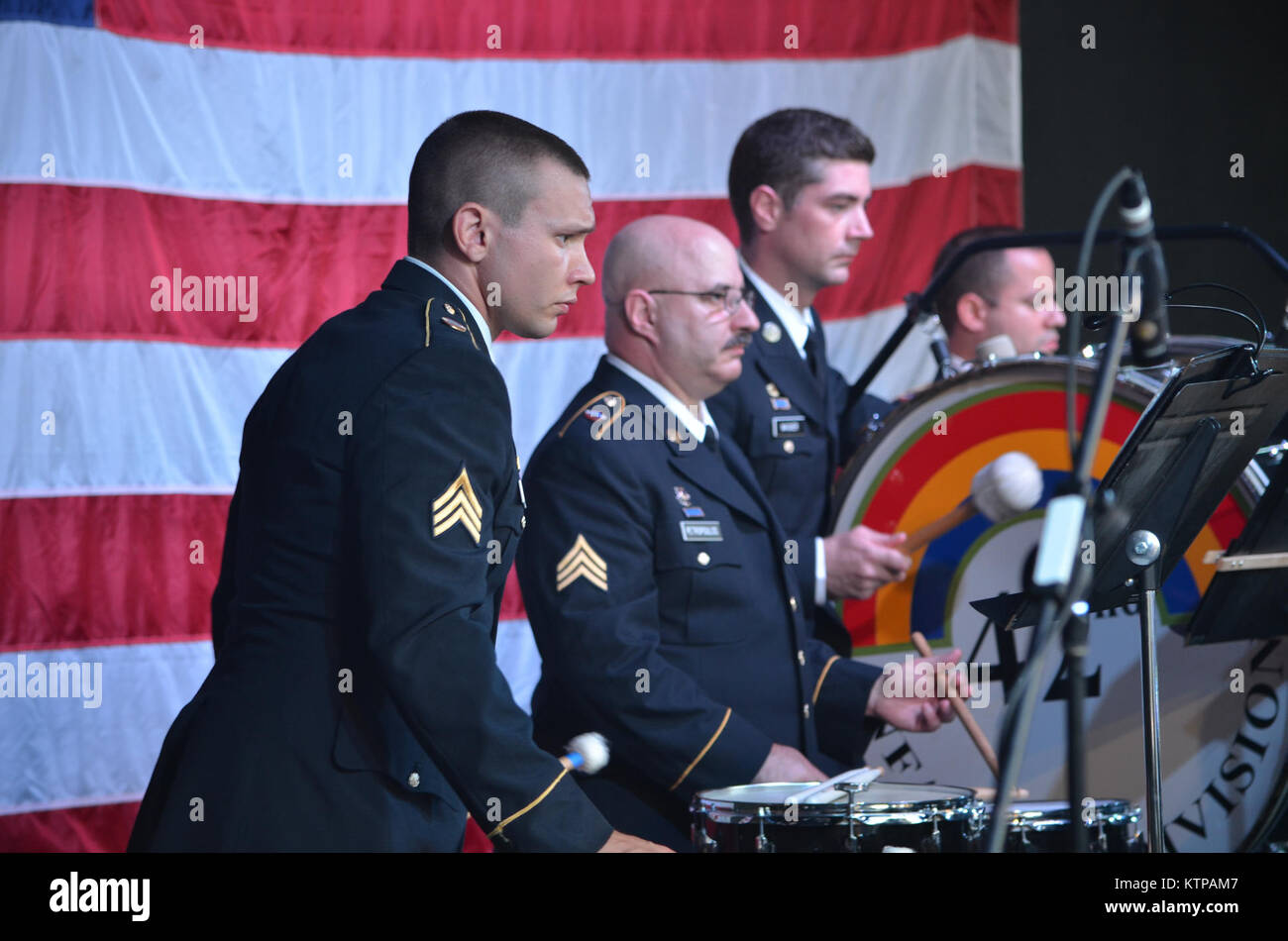 EAST MEADOW, N.Y. - The New York Army National Guard's 42nd Infantry ...