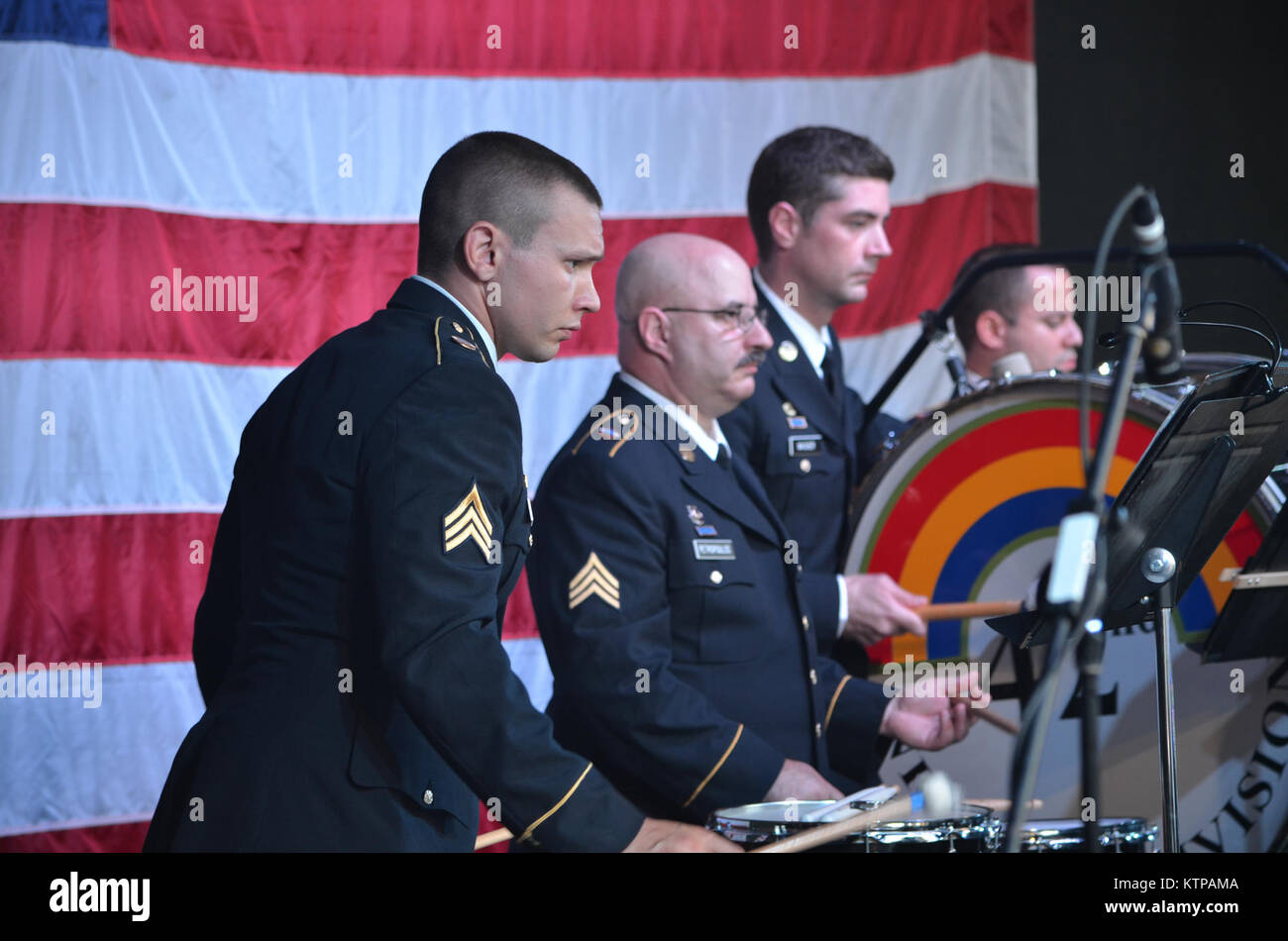 EAST MEADOW, N.Y. - The New York Army National Guard's 42nd Infantry ...