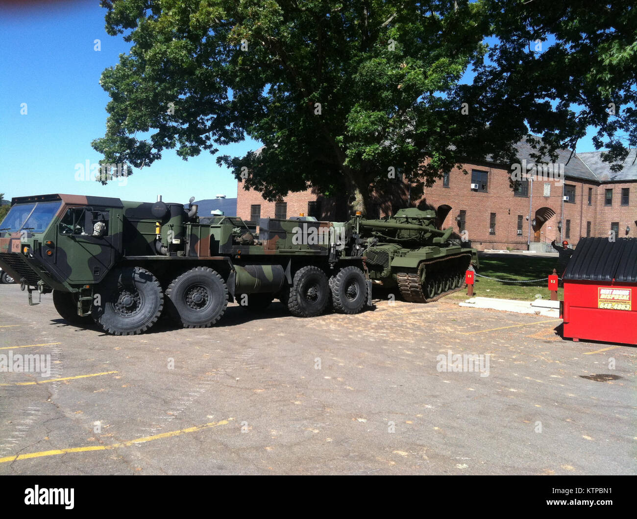 Binghamton-BINGHAMTON—Members of the 204th Engineer Battalion install a ...
