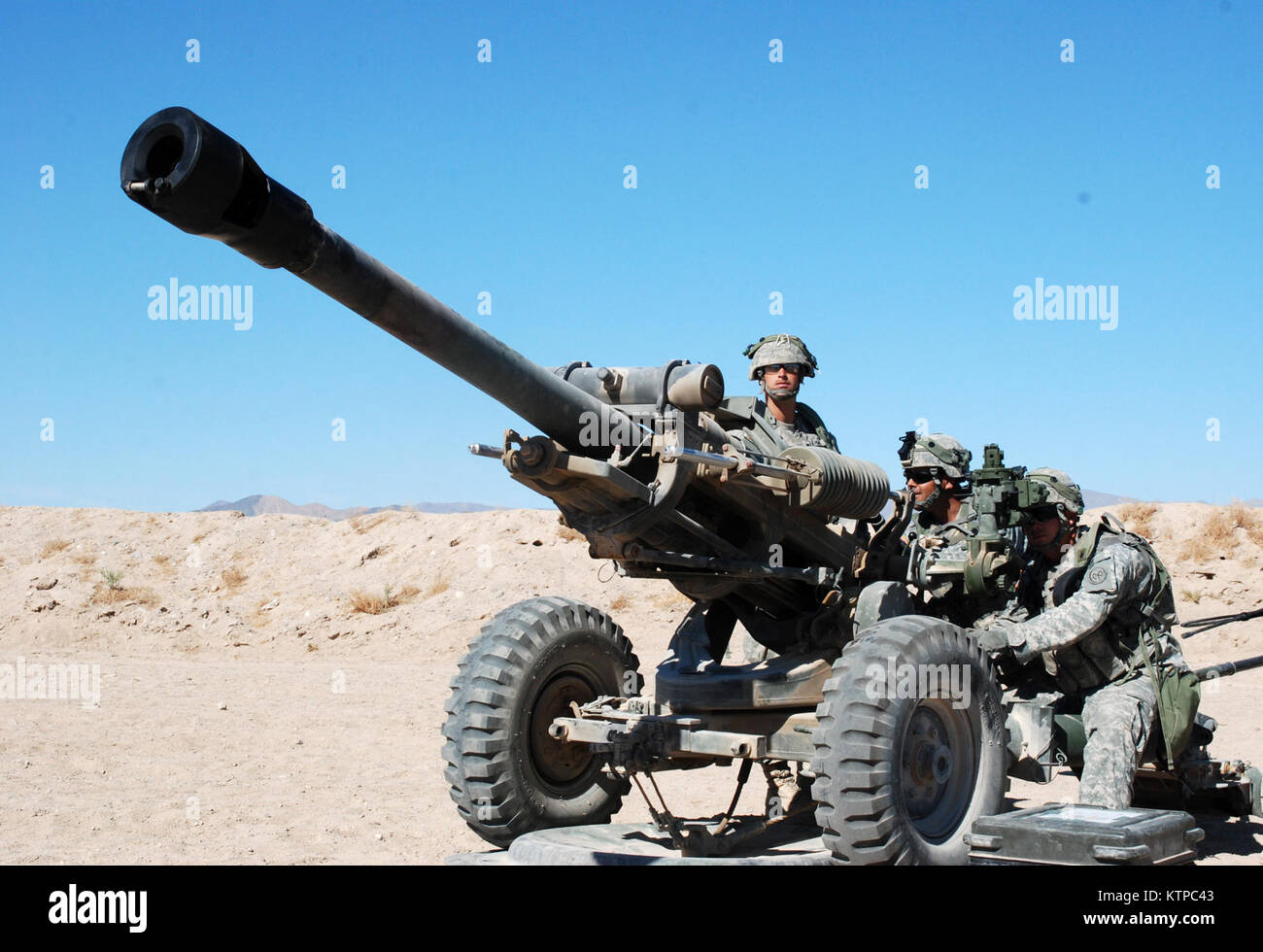 NATIONAL TRAINING CENTER, FORT IRWIN, Calif. – New York Army National ...