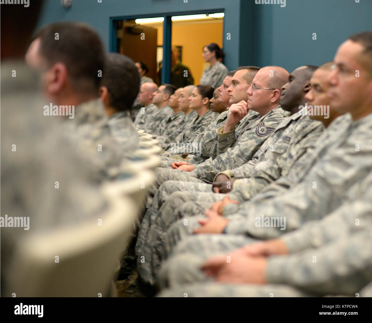 U.S. Air Force Airmen with the 105th Airlift Wing, New York Air ...