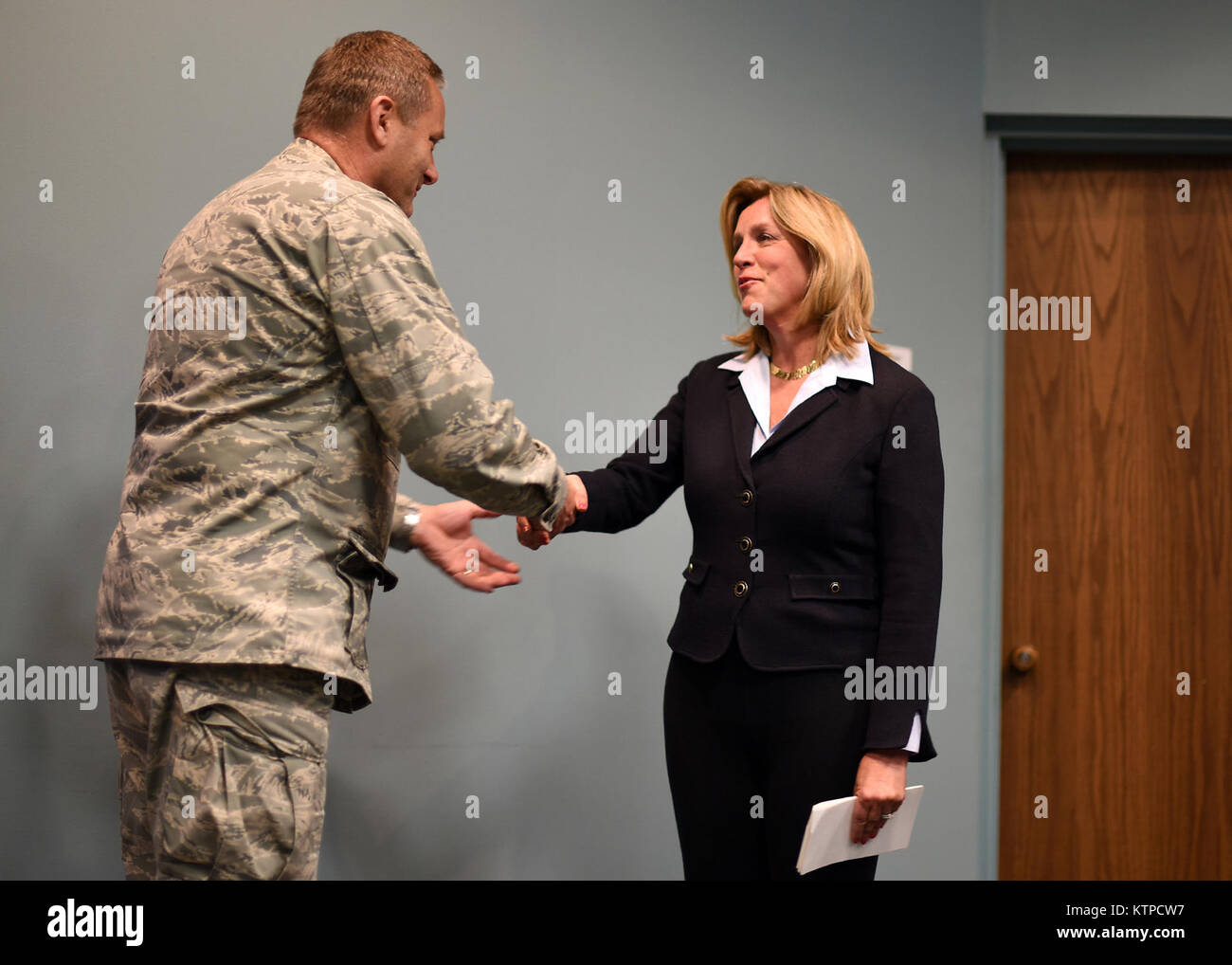 U S Army Sgt Timothy Stewart High Resolution Stock Photography and ...