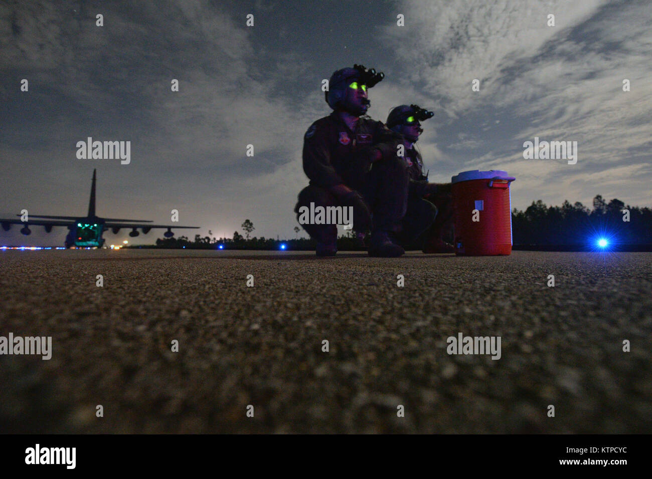 GULFPORT COMBAT READINESS TRAINING CENTER, MS - Aircrew members of the ...