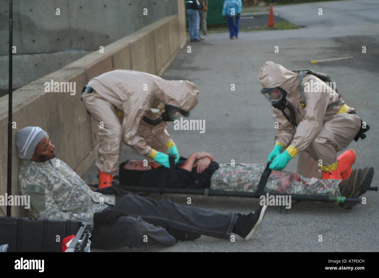 Members of the New York Army National Guard’s Chemical, Biological ...
