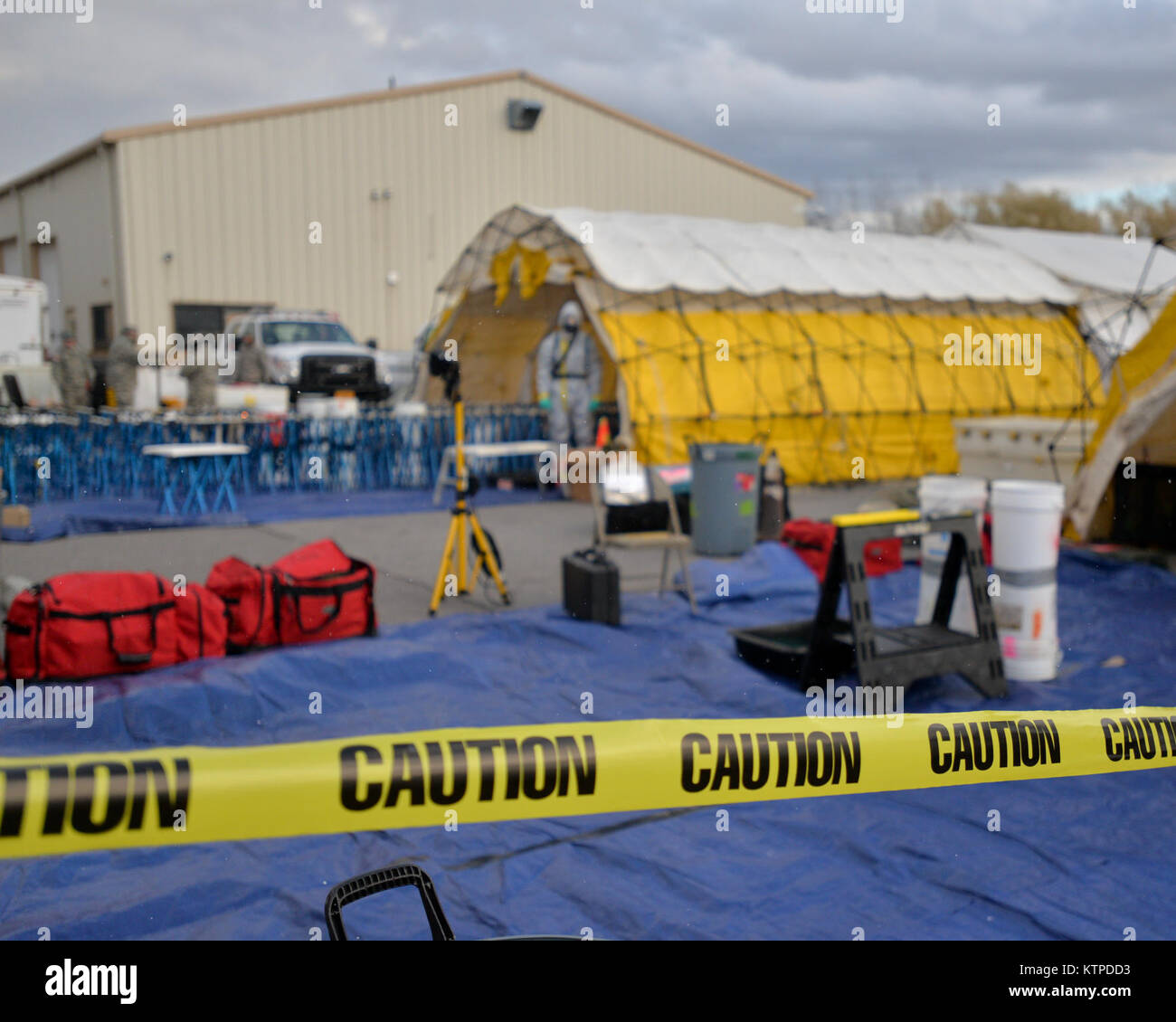 Decontamination Tent High Resolution Stock Photography and Images - Alamy