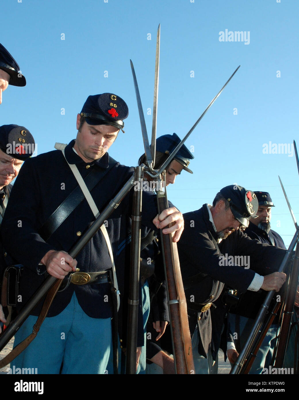 NATIONAL TRAINING CENTER, FORT IRWIN, Calif. – 69th Infantry Regiment ...