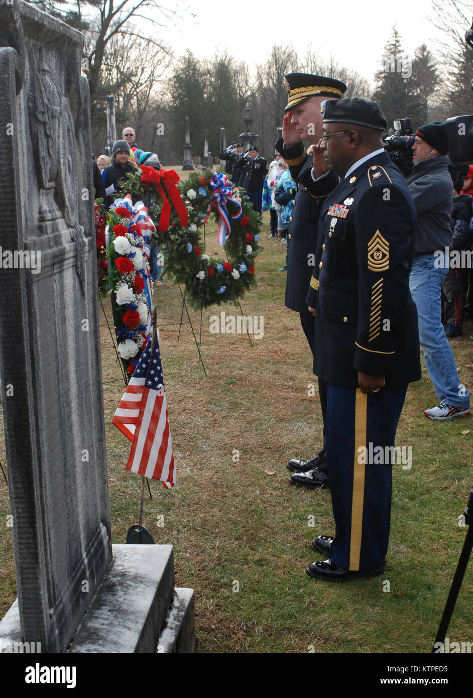 New York Army National Guard Command Sgt. Major Louis Wilson and Brig ...