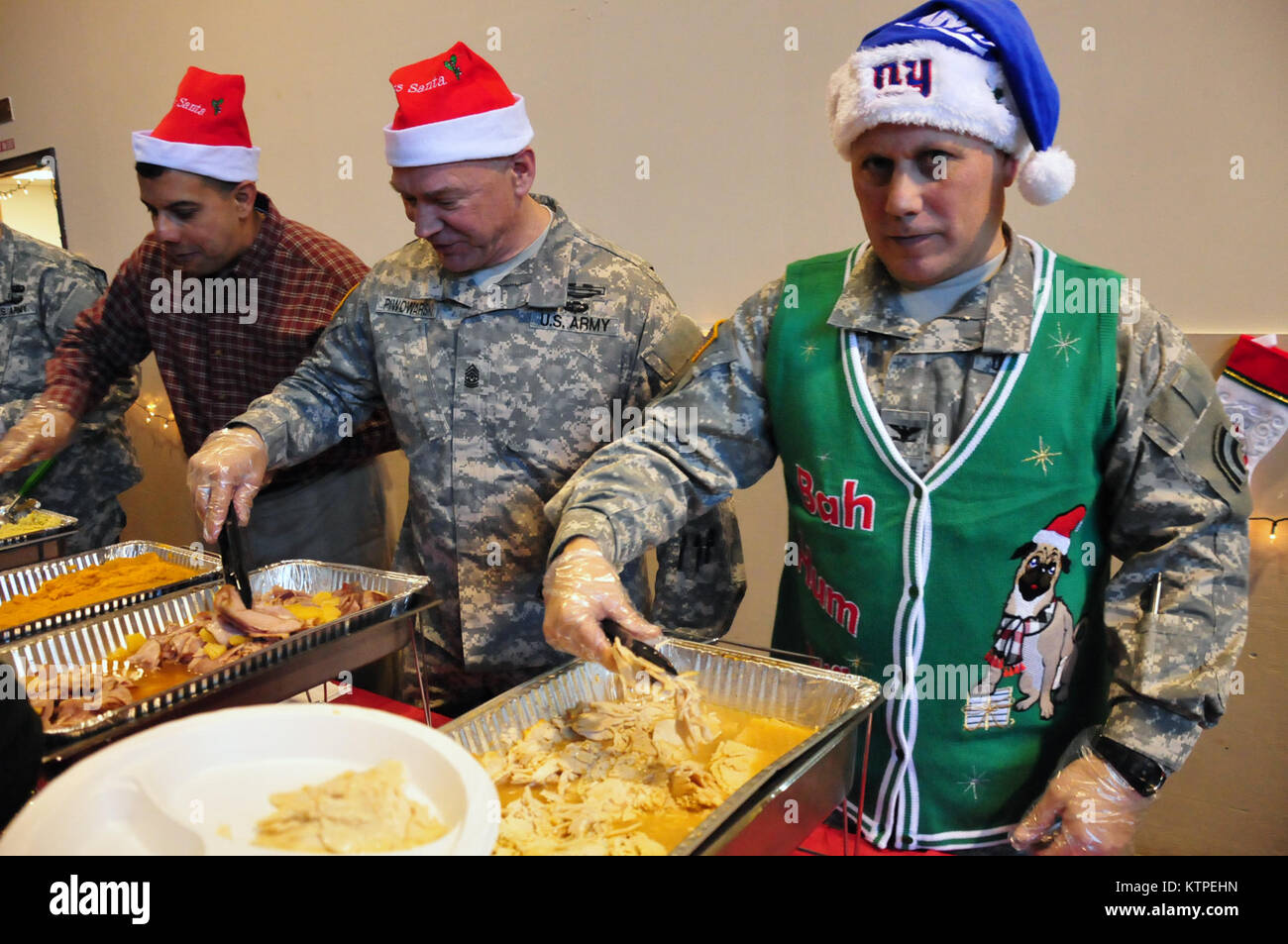 Army mess serving Christmas dinner Stock Photo - Alamy