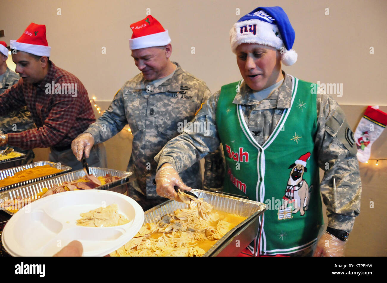 Army mess serving Christmas dinner Stock Photo - Alamy