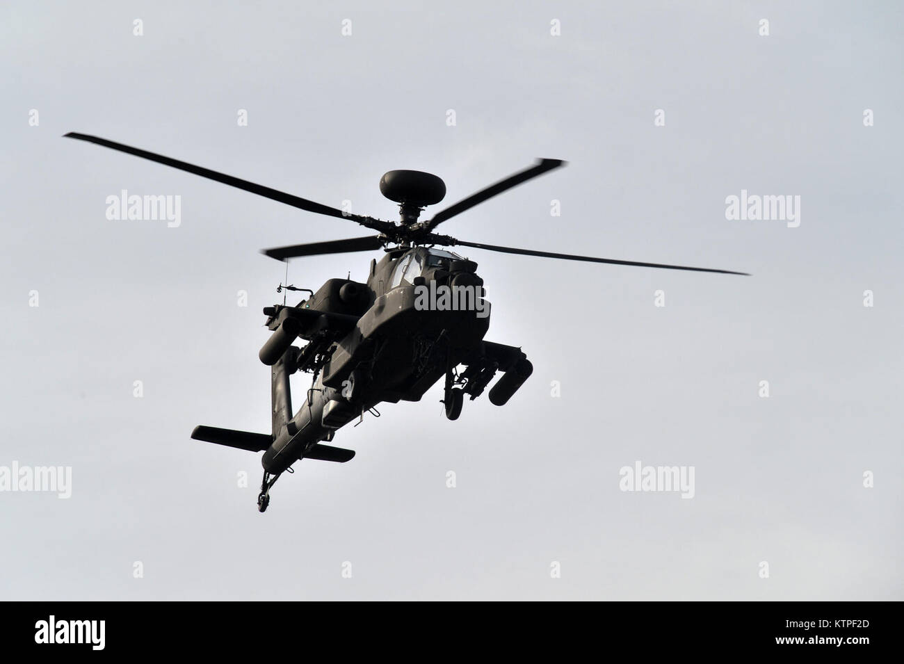 WARREN GROVE, NJ - A Pennsylvania Army National Guard AH-64 Attack ...