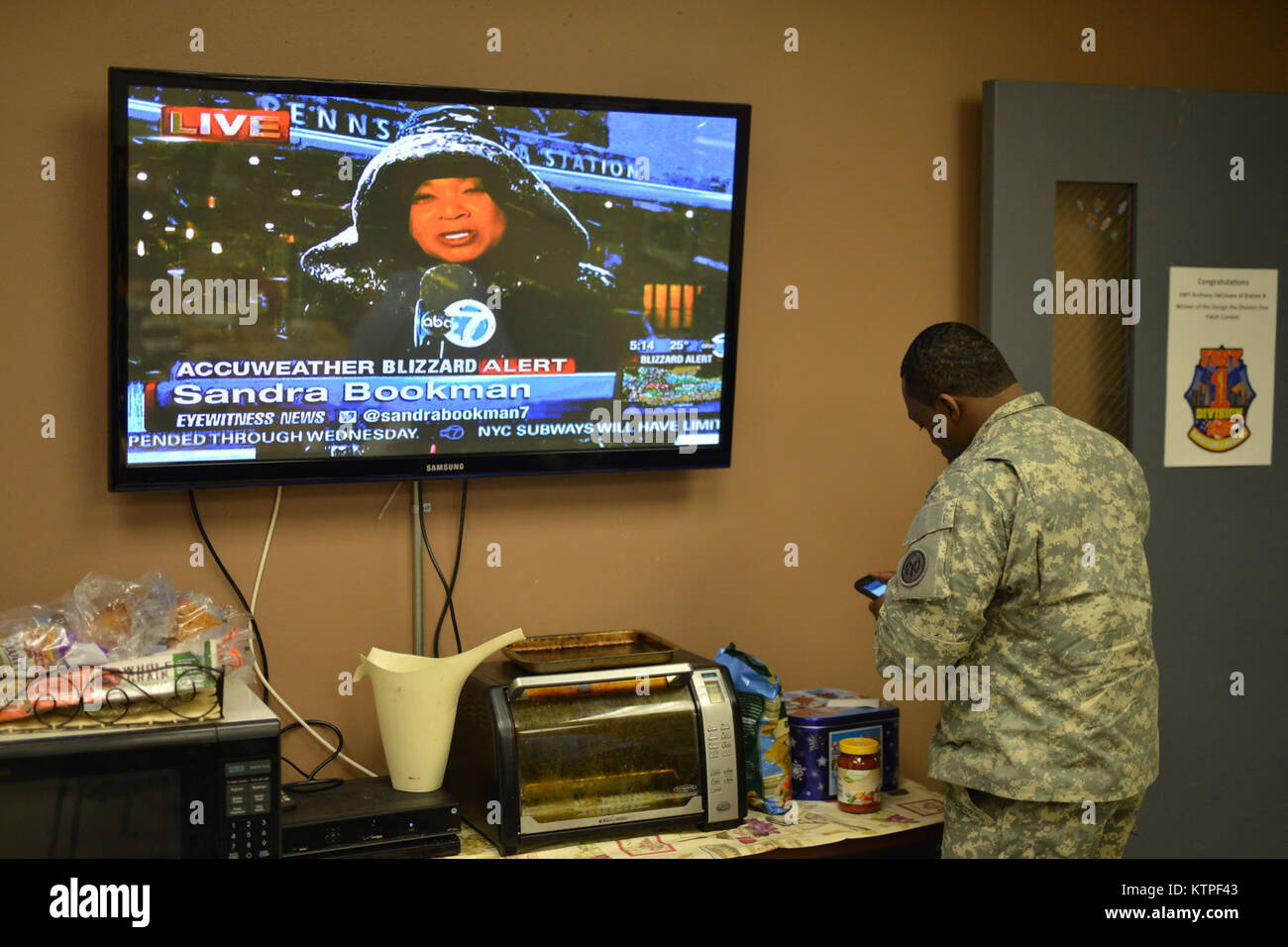 NEW YORK, NY - Staff Sergeants Adrian McLaughlin and Kehinde Ayeni ...