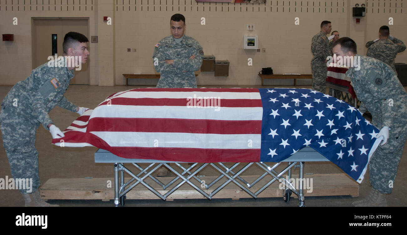 New York Army National Guard Staff Sgt. Luis Pagan, an instructor at ...