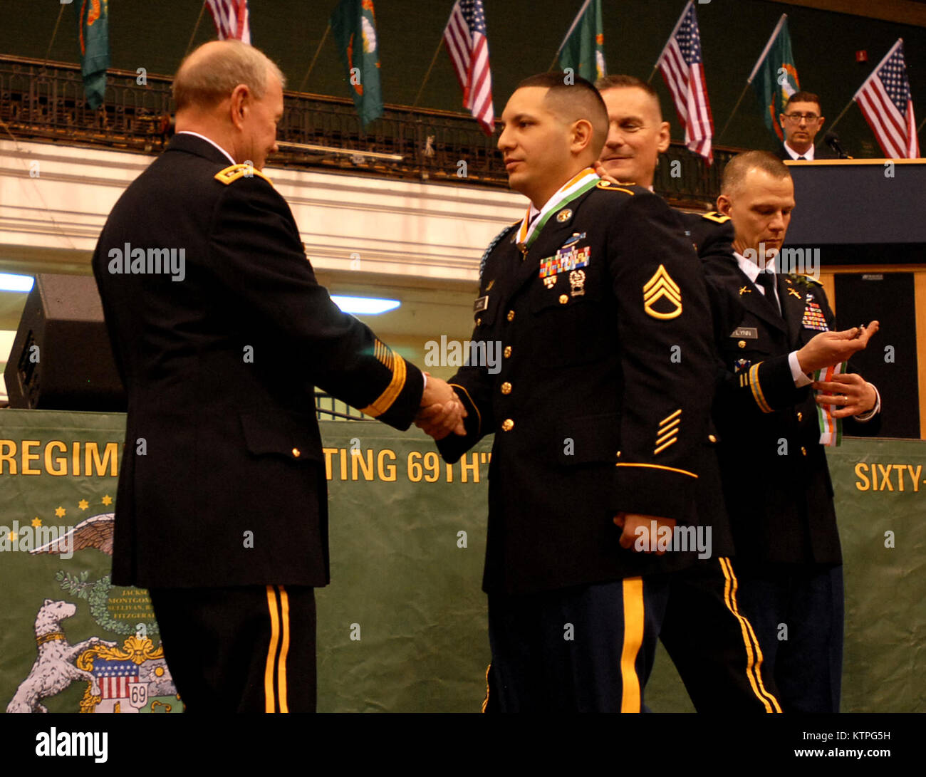 69th regiment armory new york hi-res stock photography and images - Alamy