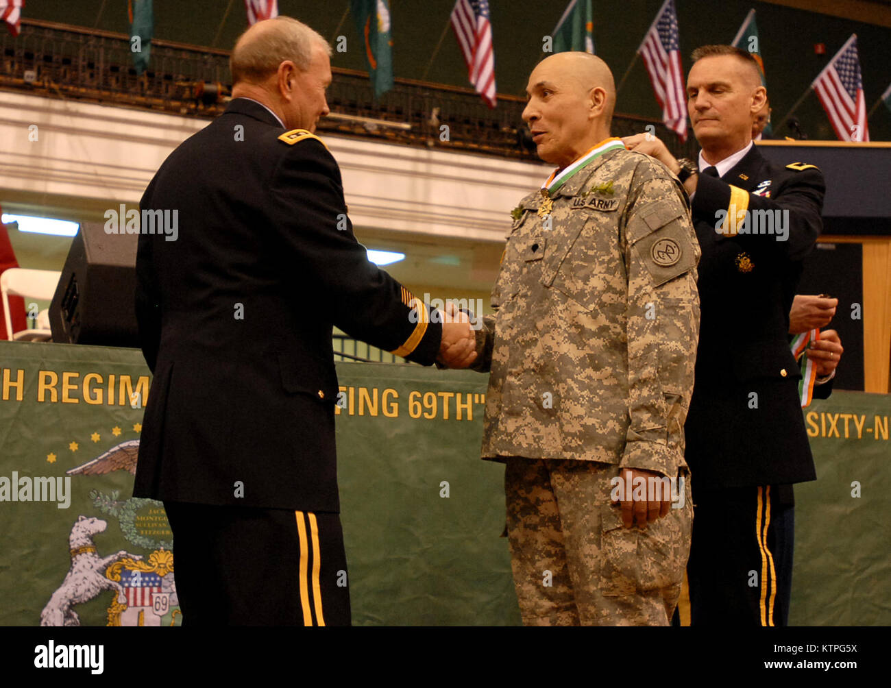 NEW YORK –Soldiers from the 1st Battalion 69th Infantry Regiment attend ...