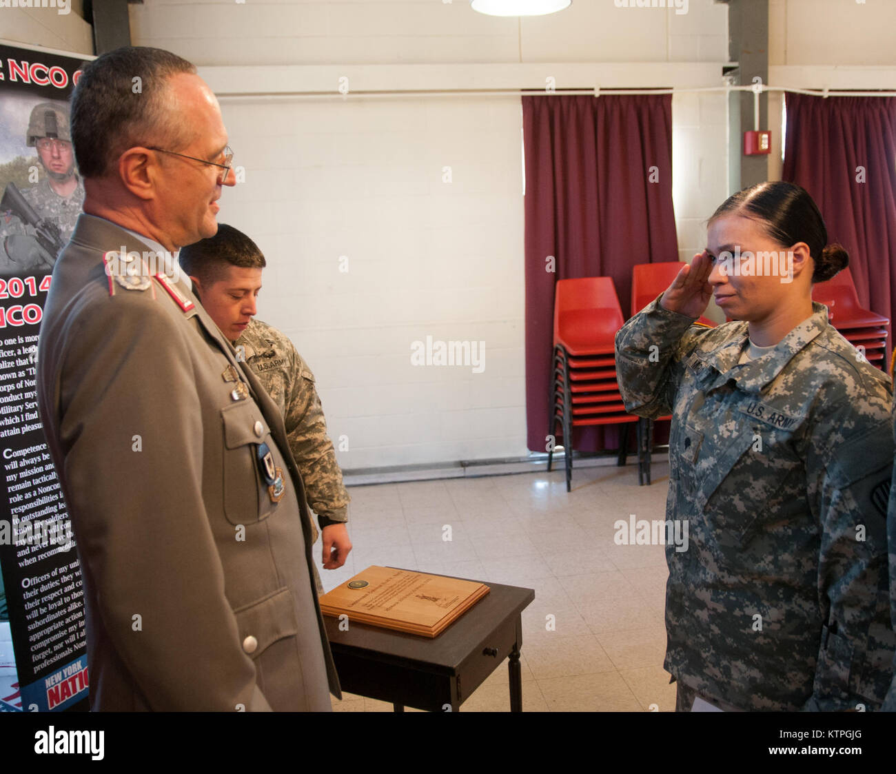 Lt. Col. Rolfe K. Metz of the German Army presents the German ...