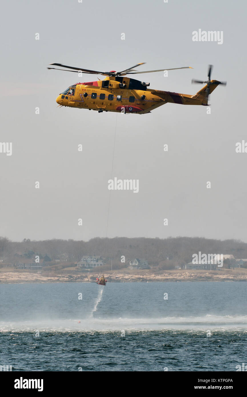 CAPE COD, MA - Search and Rescue Technicians from 413 Rescue Squadron ...