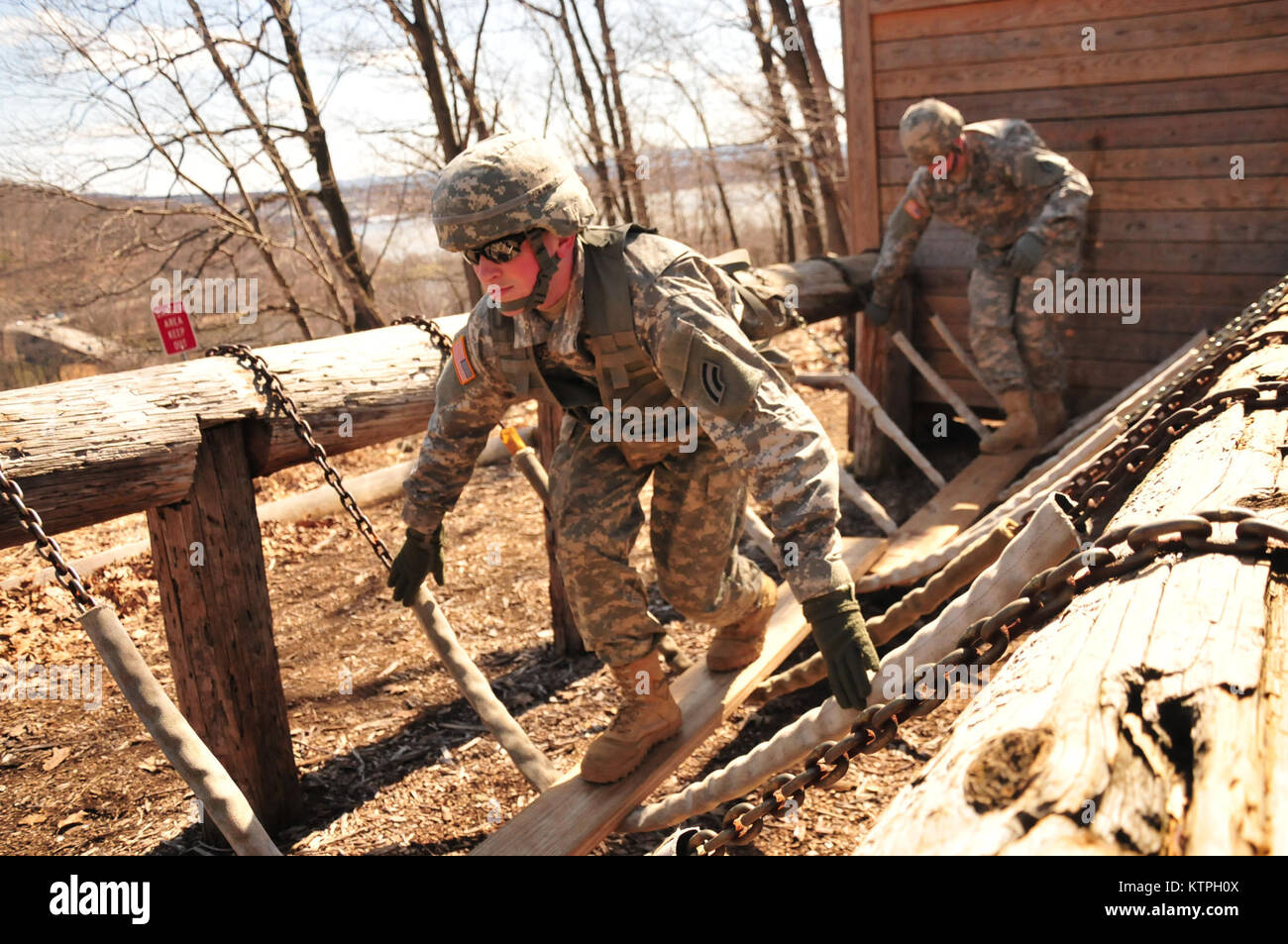 42nd Inf. Div. Soldiers from Headquarters Services Company determine ...