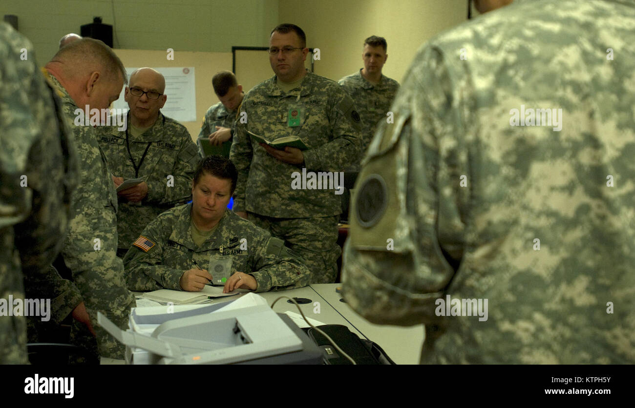 Soldiers from the 27th Brigade Combat Team conduct a Homeland Response ...