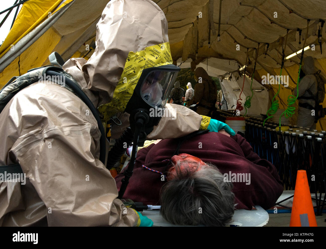 Soldiers from the 2-101st Cavalry conduct decontamination operations ...
