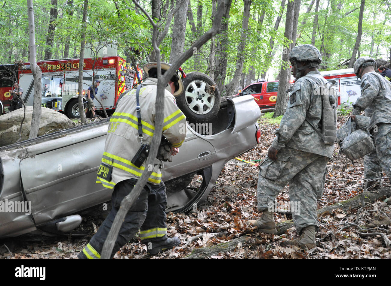 CAMP SMITH-- New York Army National Guard Soldiers conducted emergency ...