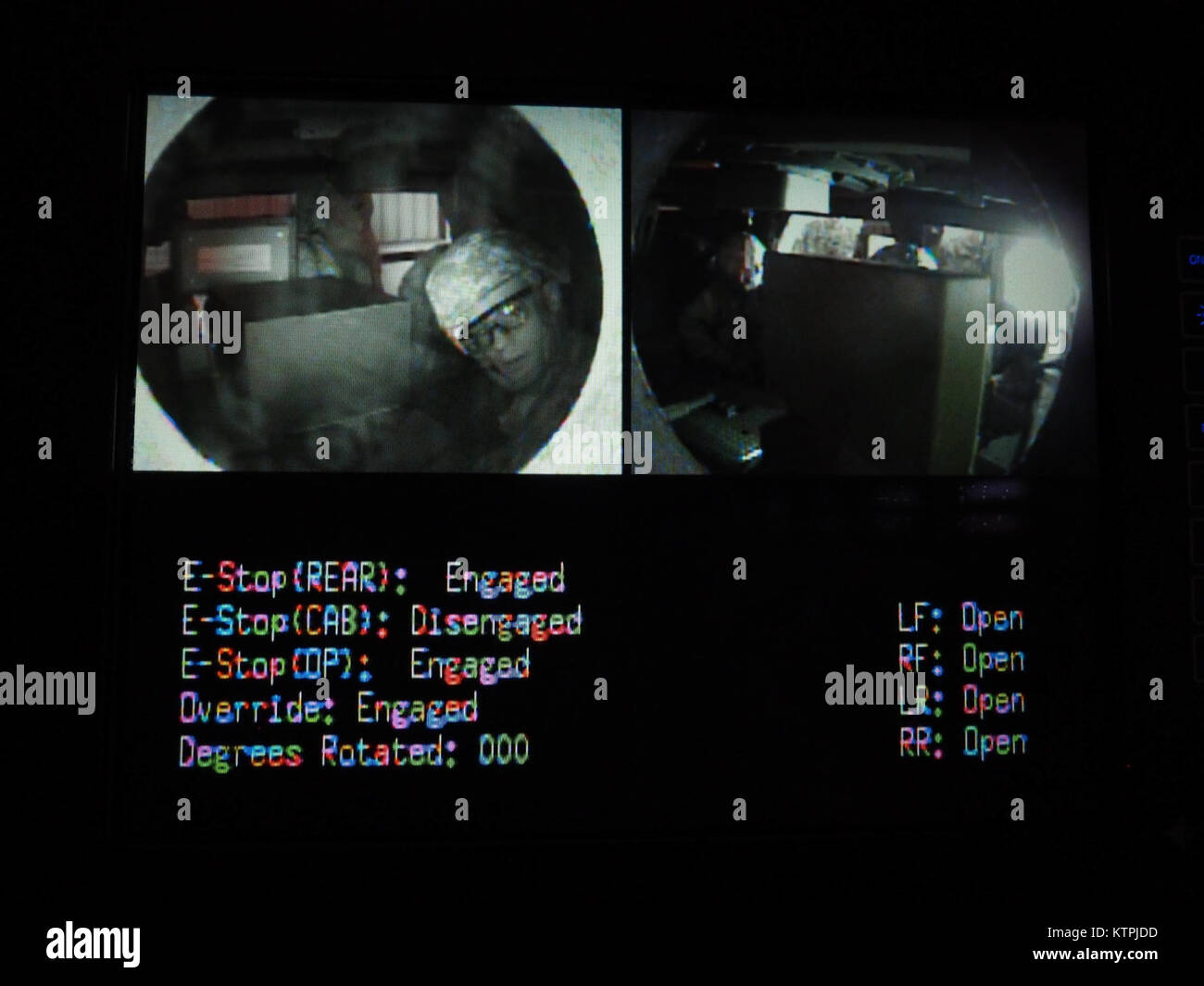 Humvee rollover training hi-res stock photography and images - Alamy