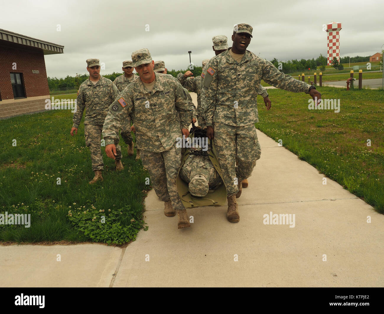 Soldiers of the 42nd Infantry Division Headquarters and Headquarters ...