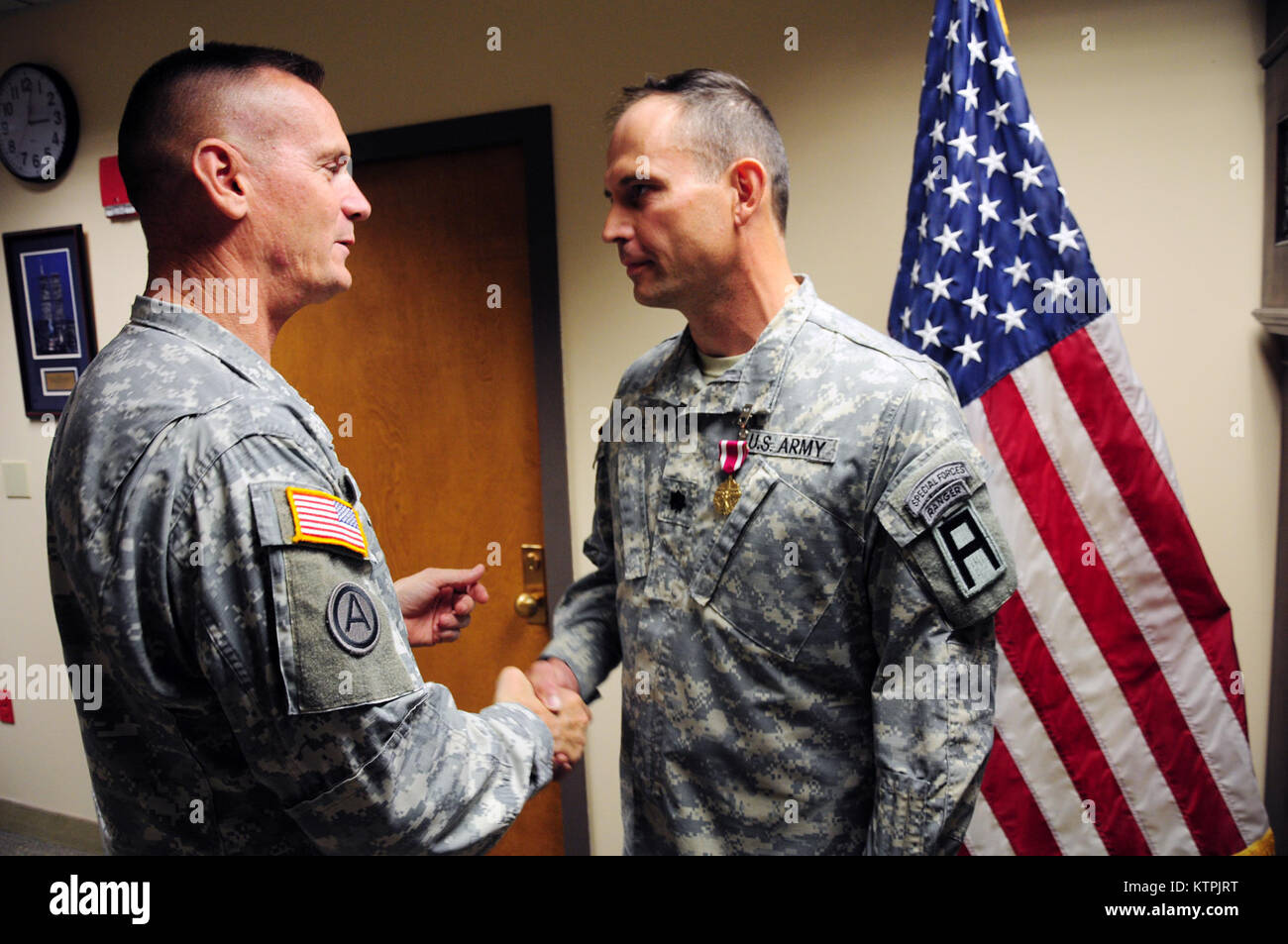 Lt col stephen murphy hi-res stock photography and images - Alamy